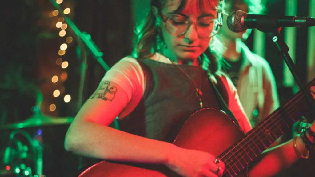 Artist Interviews: Zara Smile – Saving Grace